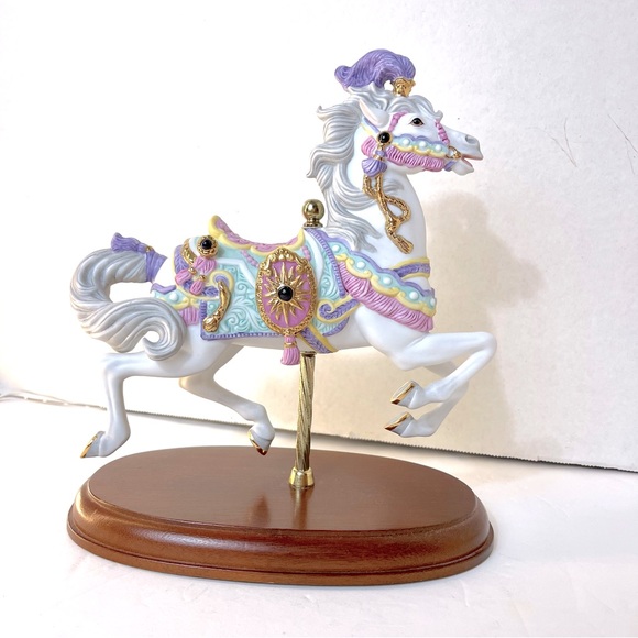Lenox | Accents | Lenox Vintage Carousel Horse 99 | Poshmark